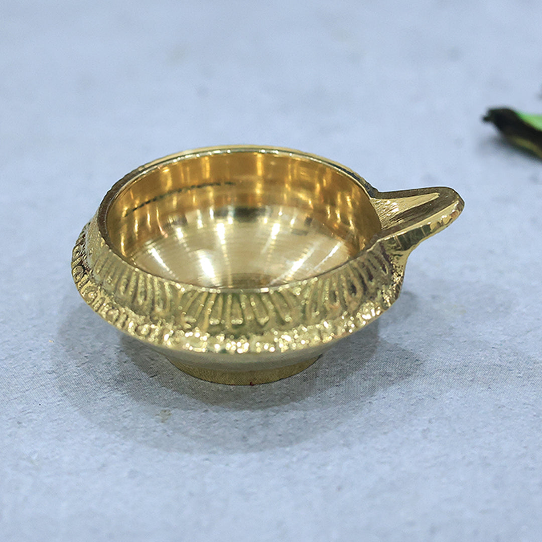 2" Wide Brass Kubera Deepam with plate (Pack Of 6) – Sripuram Store