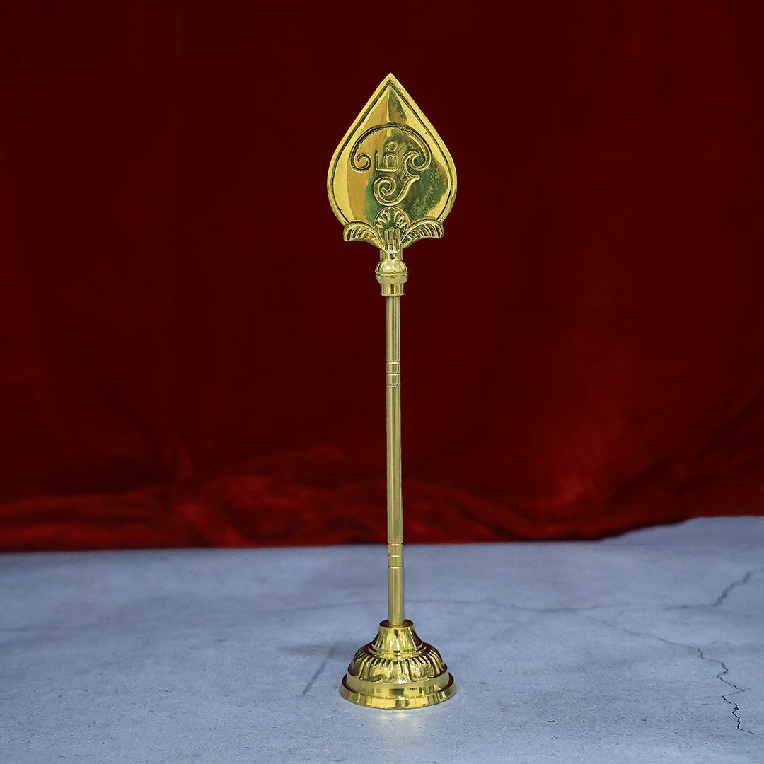 Brass Vel Stand – A Sacred Holder of Divine Strength – Sripuram Store